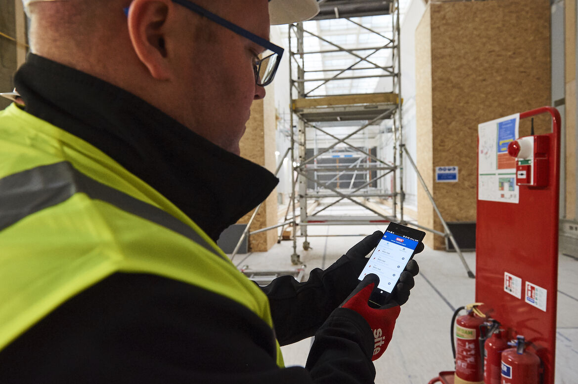 Global construction safety enhanced by mobile technology - Industrial ...